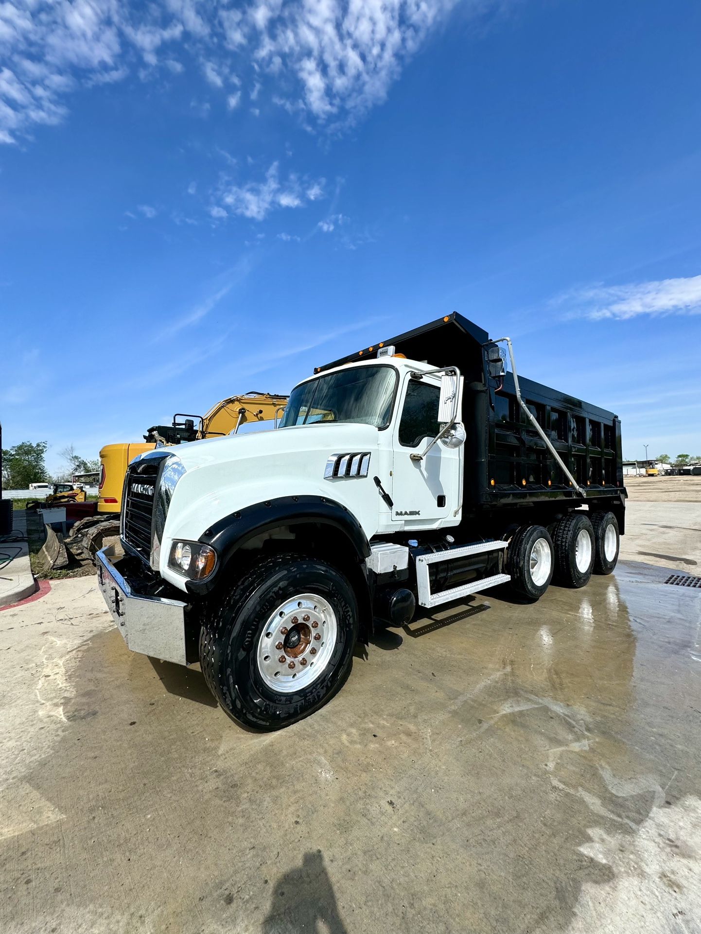 2013 Mack GU713 for Sale in Houston, TX - OfferUp