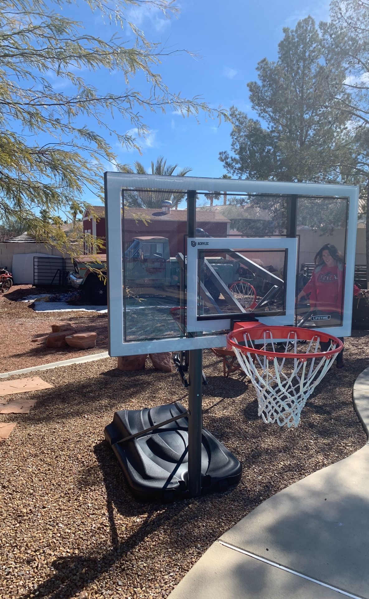 Lifetime basketball hoop. Great shape! Adjustable for Sale in Las Vegas ...