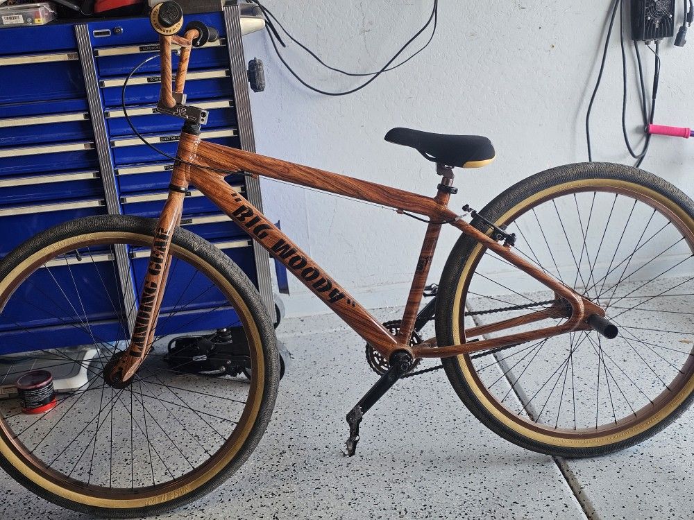 29" Big Woody SE BMX Bike for Sale in Phoenix, AZ - OfferUp