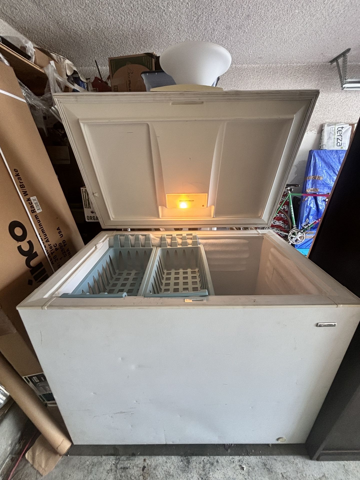 Large Deep Freezer for Sale in Glendale, CA - OfferUp