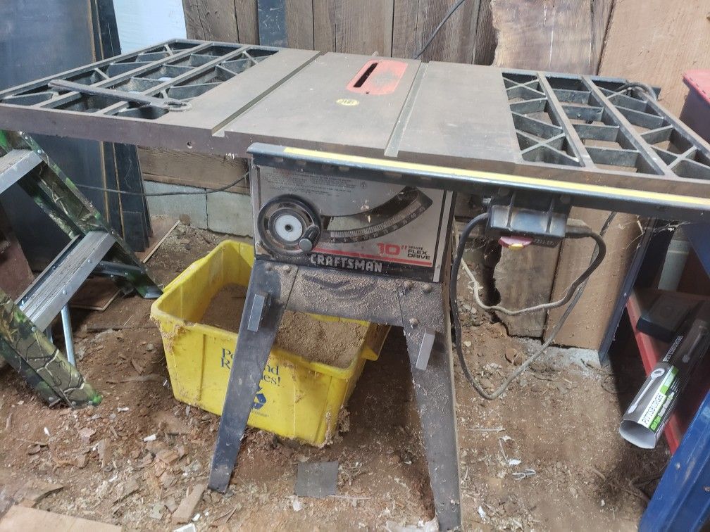 Craftsman table saw 10" deluxe flex drive. for Sale in Oregon City, OR - OfferUp