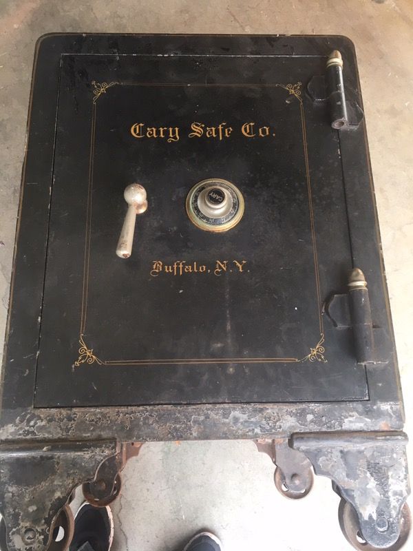 Cary Safe 1920's $149 for Sale in Pasadena, CA - OfferUp