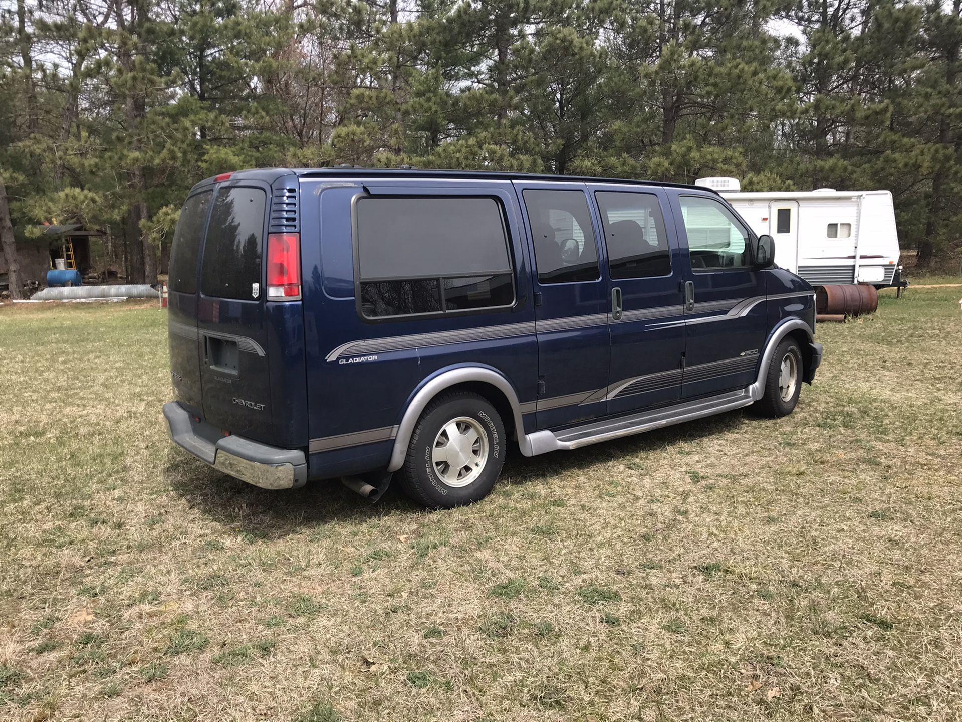 1999 Chevy Express 1500 Gladiator Conversion Van for Sale in Chicago ...