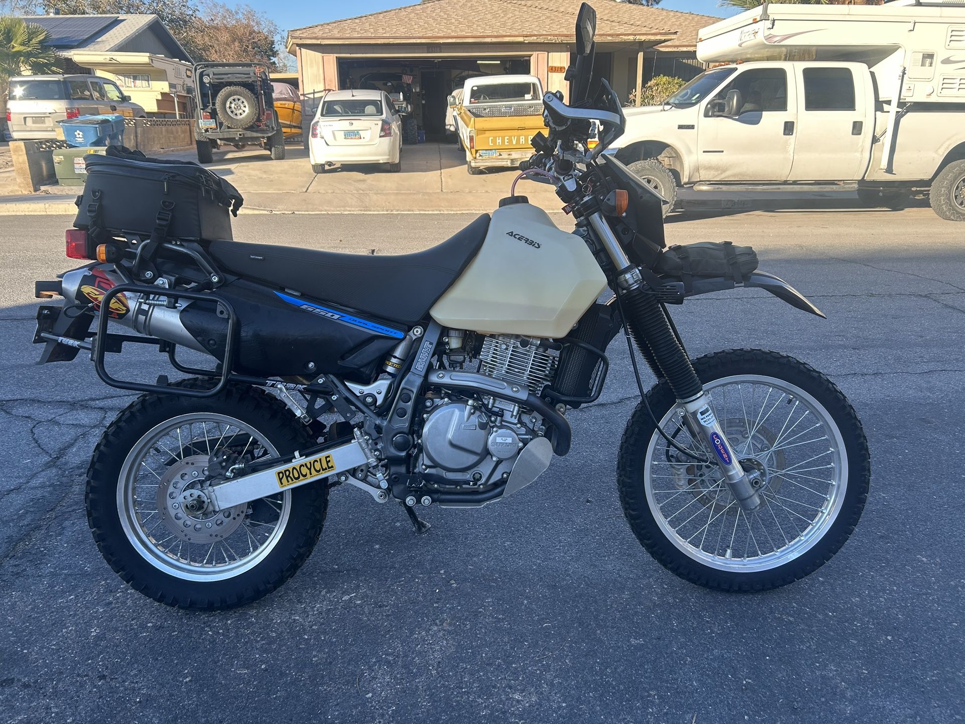2016 Suzuki Dr650 for Sale in Henderson, NV - OfferUp