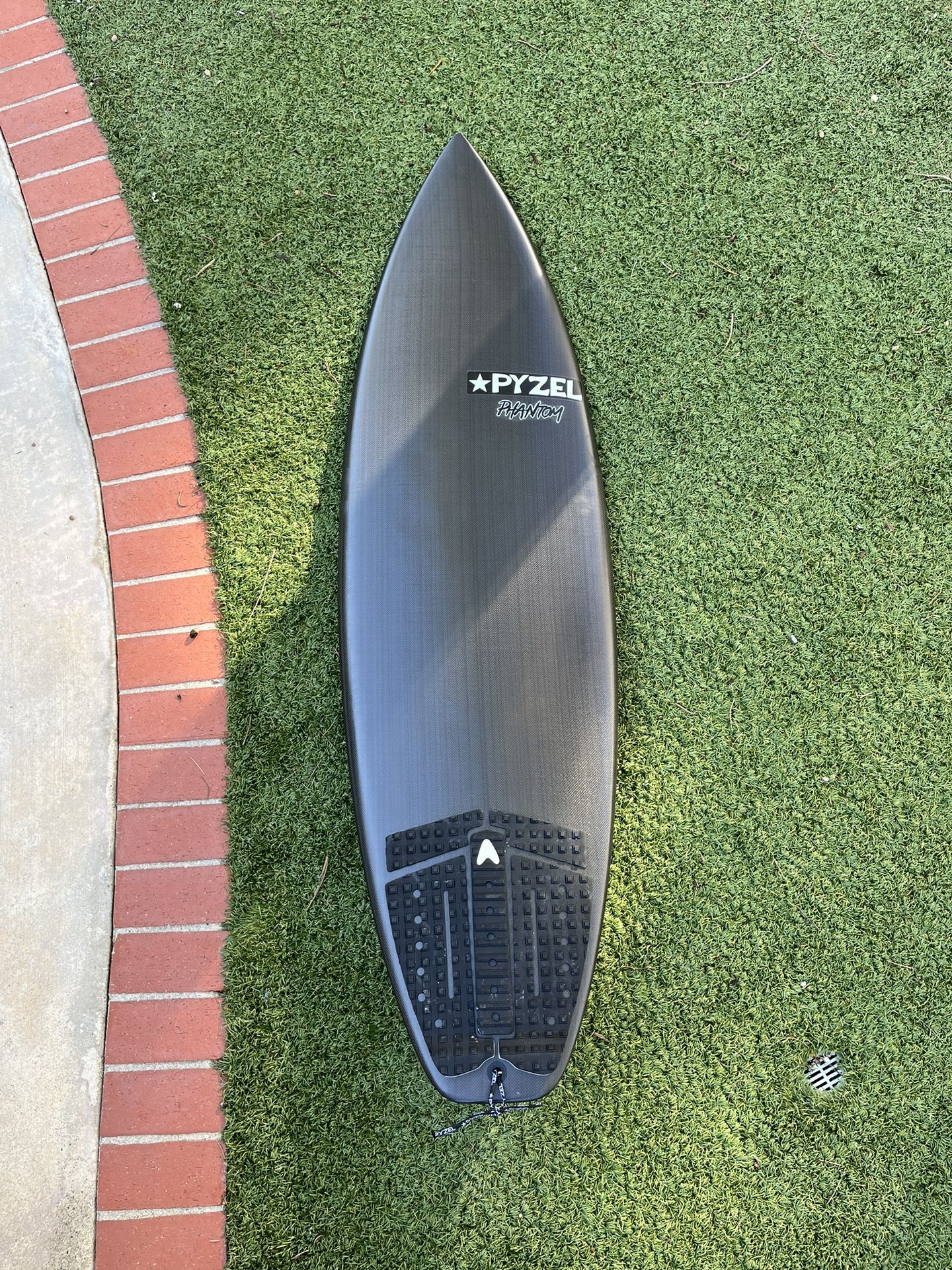 Pyzel Phantom 5’10” Surfboard for Sale in Aliso Viejo, CA - OfferUp