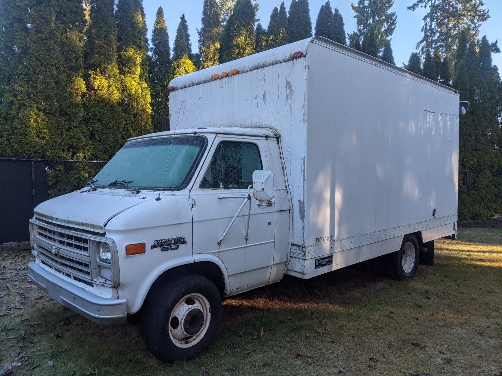 Box Van PROJECT blown Motor Needs Work Extras for Sale in Tacoma, WA ...