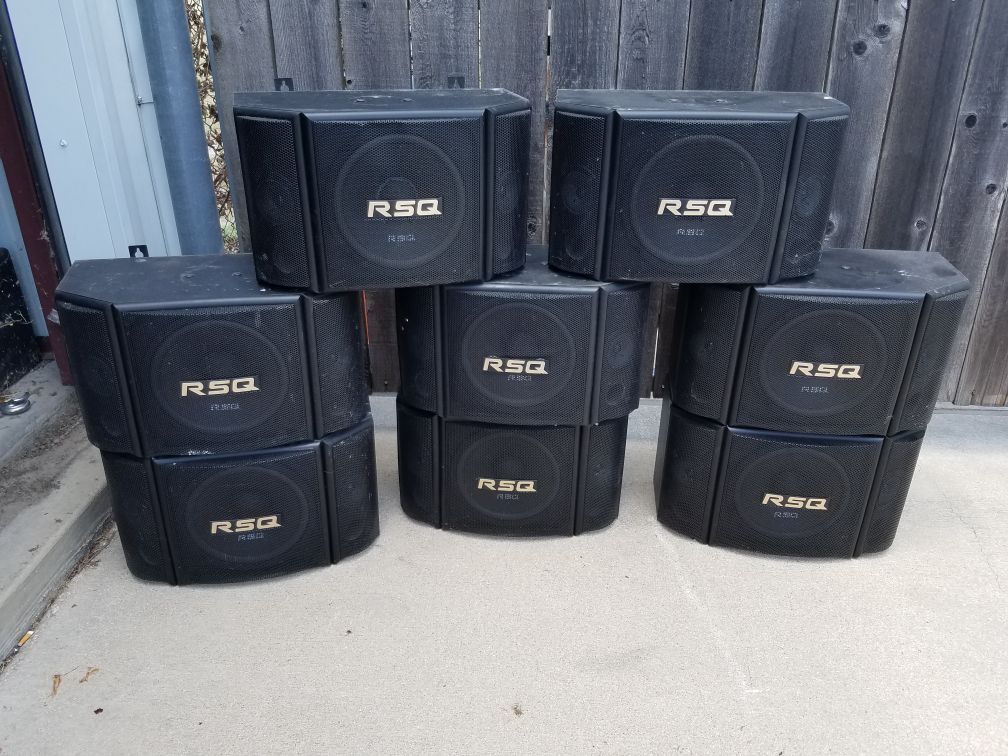 Lot of 8 RSQ SR-350 Speakers for Sale in Austin, TX - OfferUp