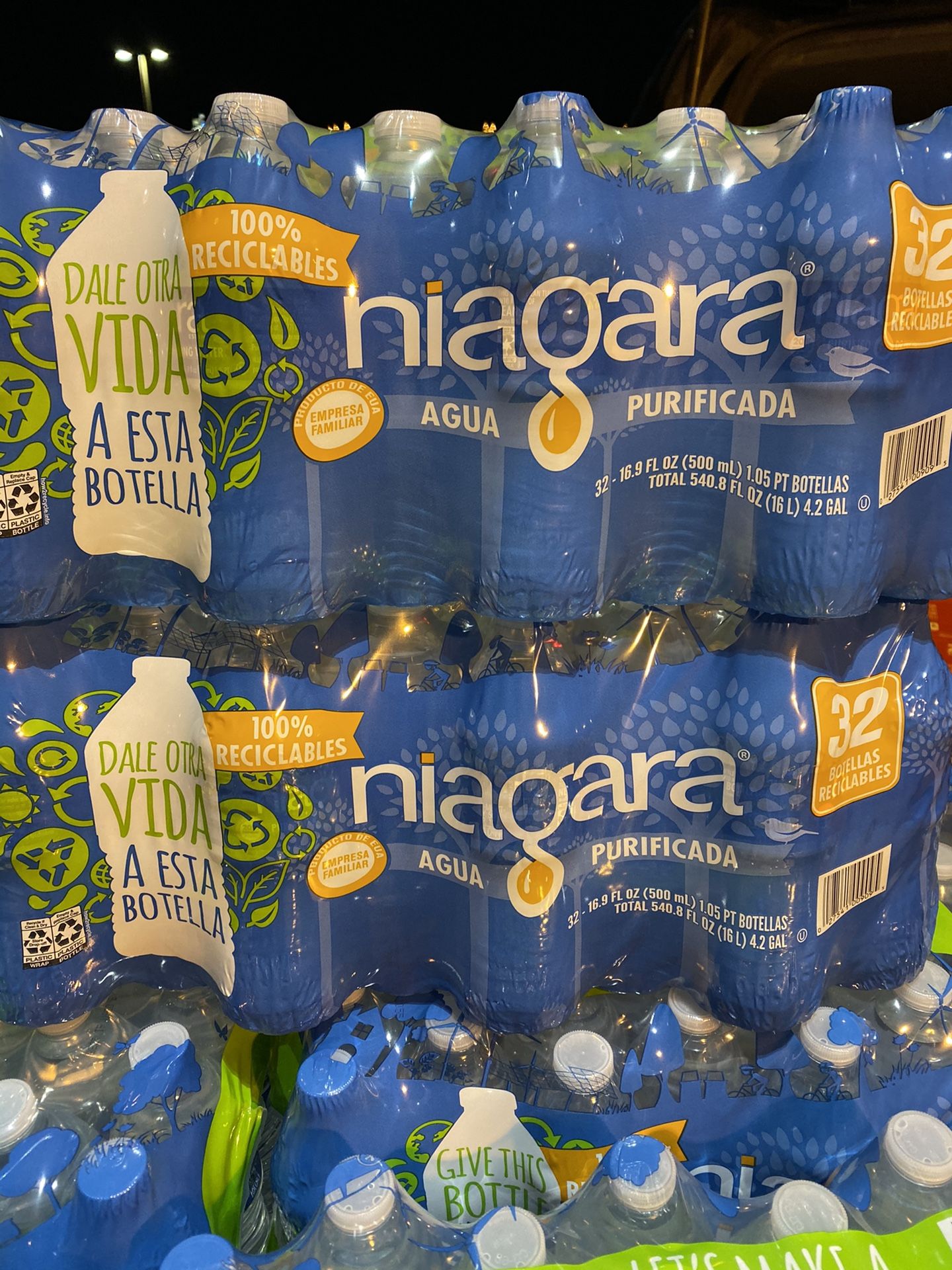Niagara spring water bottles 32 count 16.9 oz for Sale in Hoboken, NJ ...