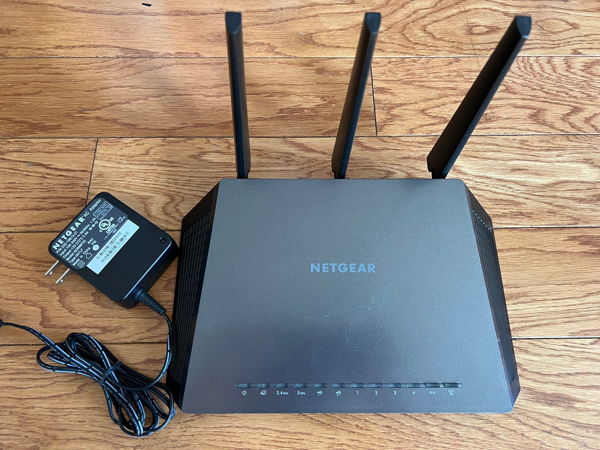 Netgear AC 1900 Model R7000 Smart Wi-Fi Router for Sale in Chicago, IL ...