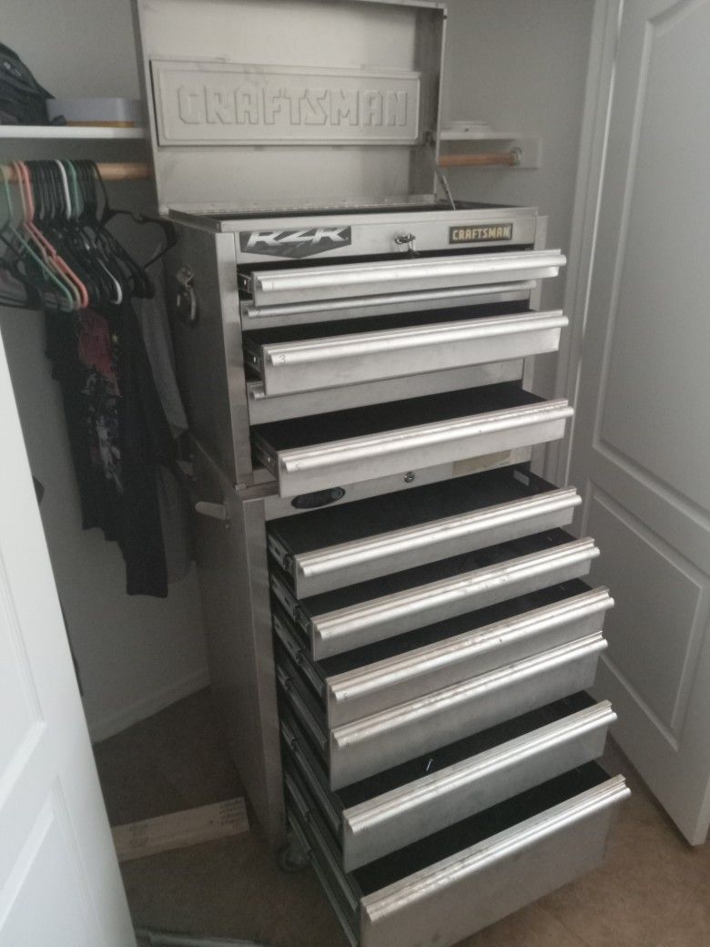 10 Drawer Craftmen Sears Tool Box With Keys for Sale in Coolidge, AZ ...