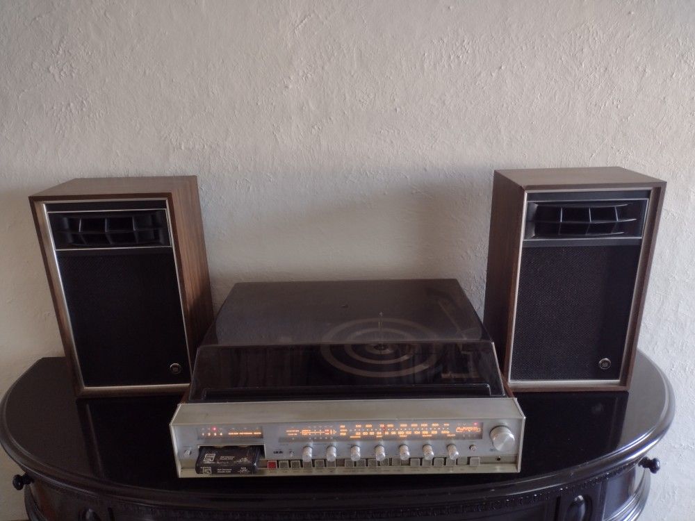 Vintage Sears All-in-one Stereo System With Speakers for Sale in ...