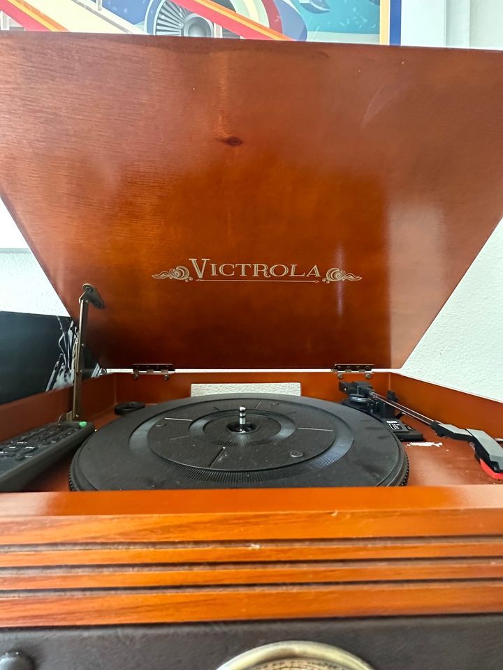 Victrola - Navigator 8-in-1 Classic Bluetooth record Player With ...