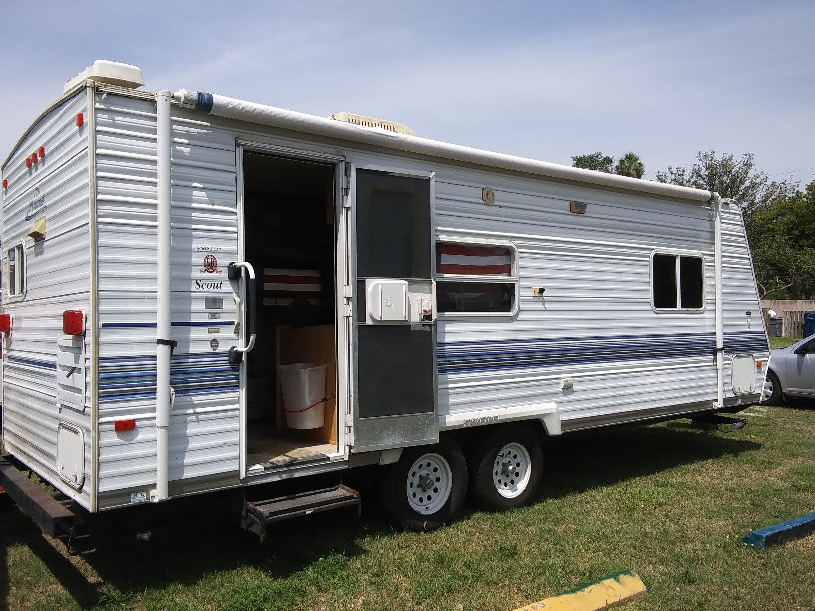 Nomad scout travel trailer for Sale in Bradenton, FL - OfferUp