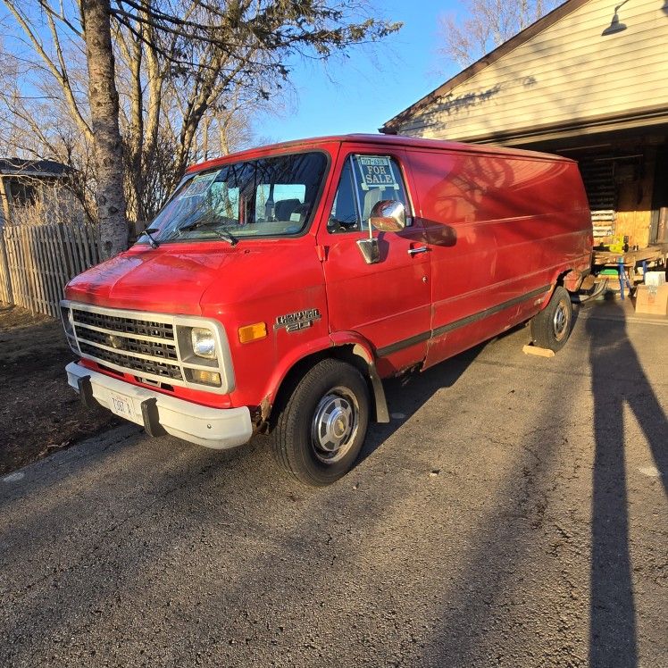 1995 Chevrolet G-Series G30 for Sale in Gurnee, IL - OfferUp