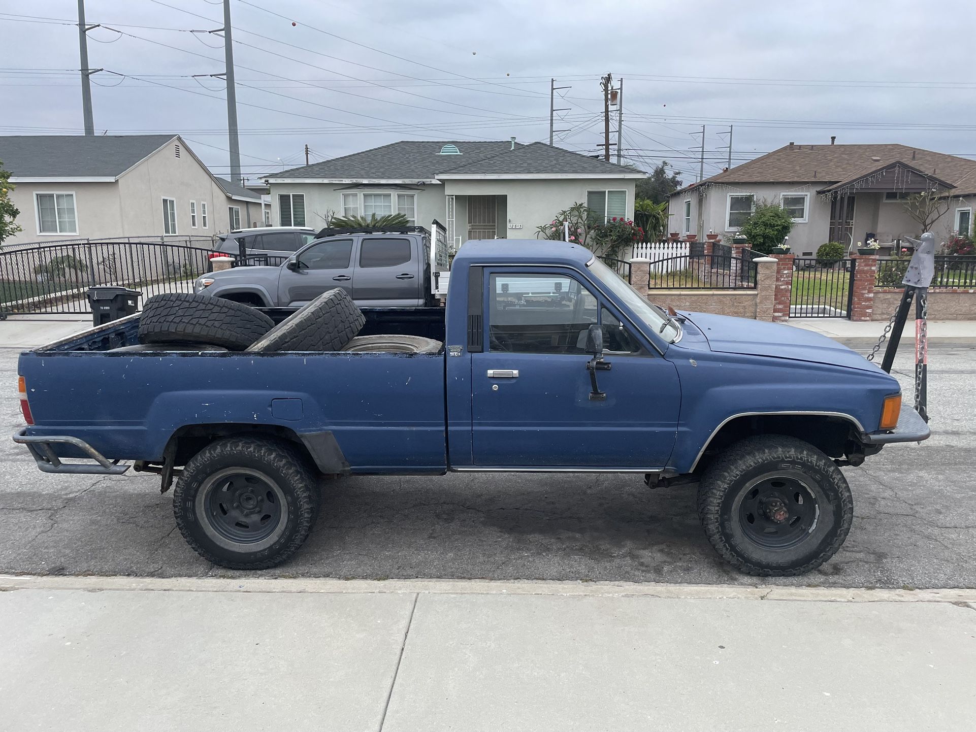 1985 Toyota Pickup for Sale in Irwindale, CA - OfferUp
