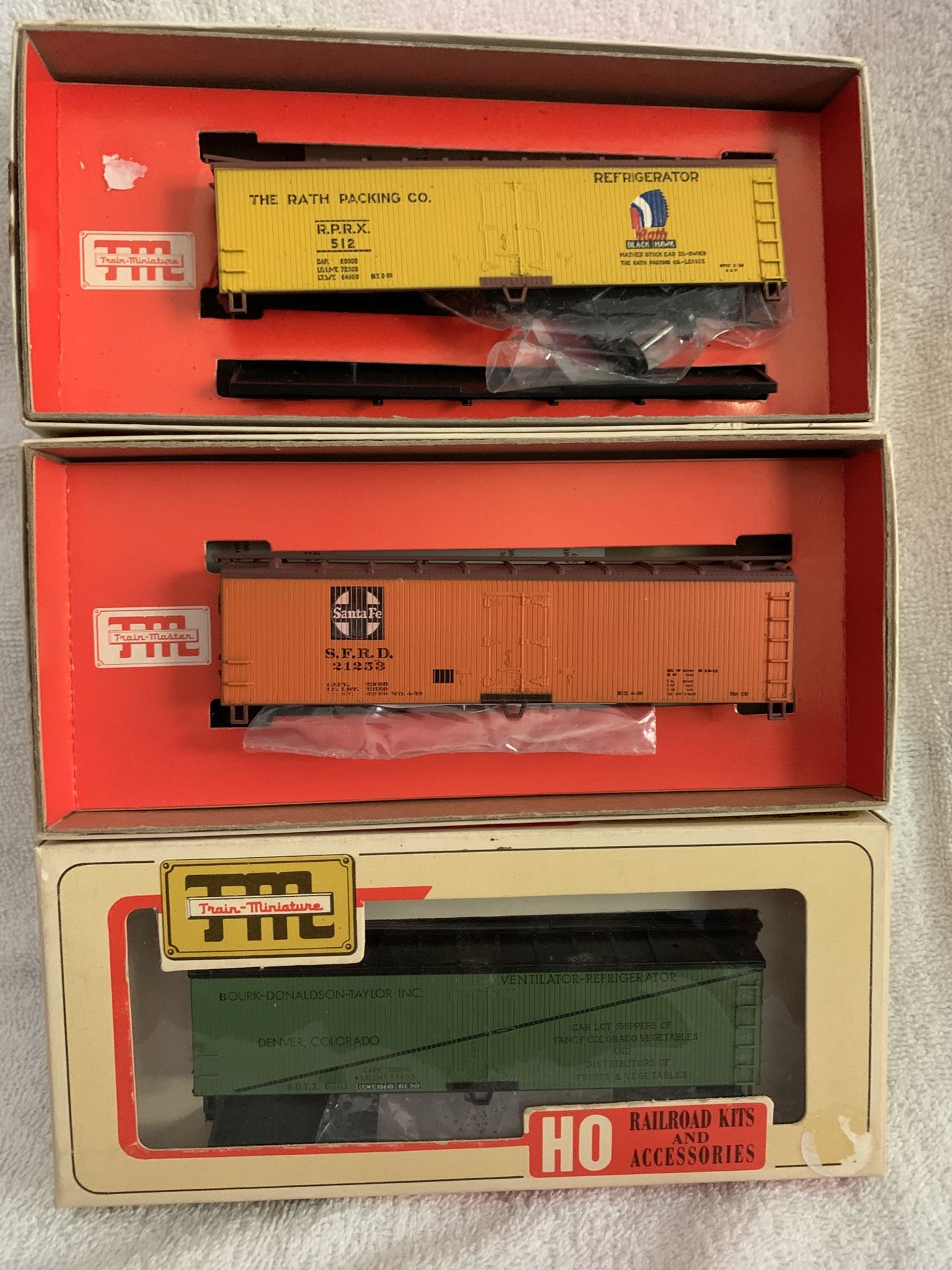 THREE HO 40’ Wood Sheathed Reefer Cars NEW for Sale in Calabasas, CA ...