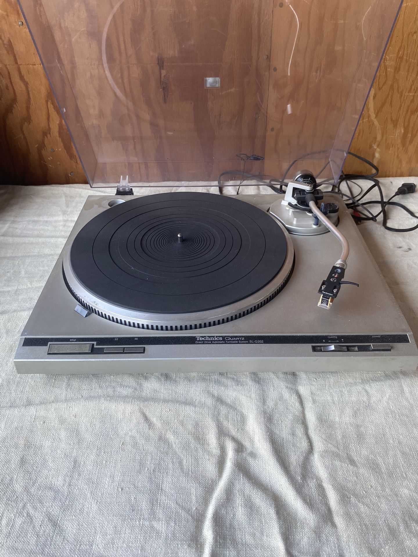 Vintage Technics Turntables What's Better: A Vintage Turntable Or A
