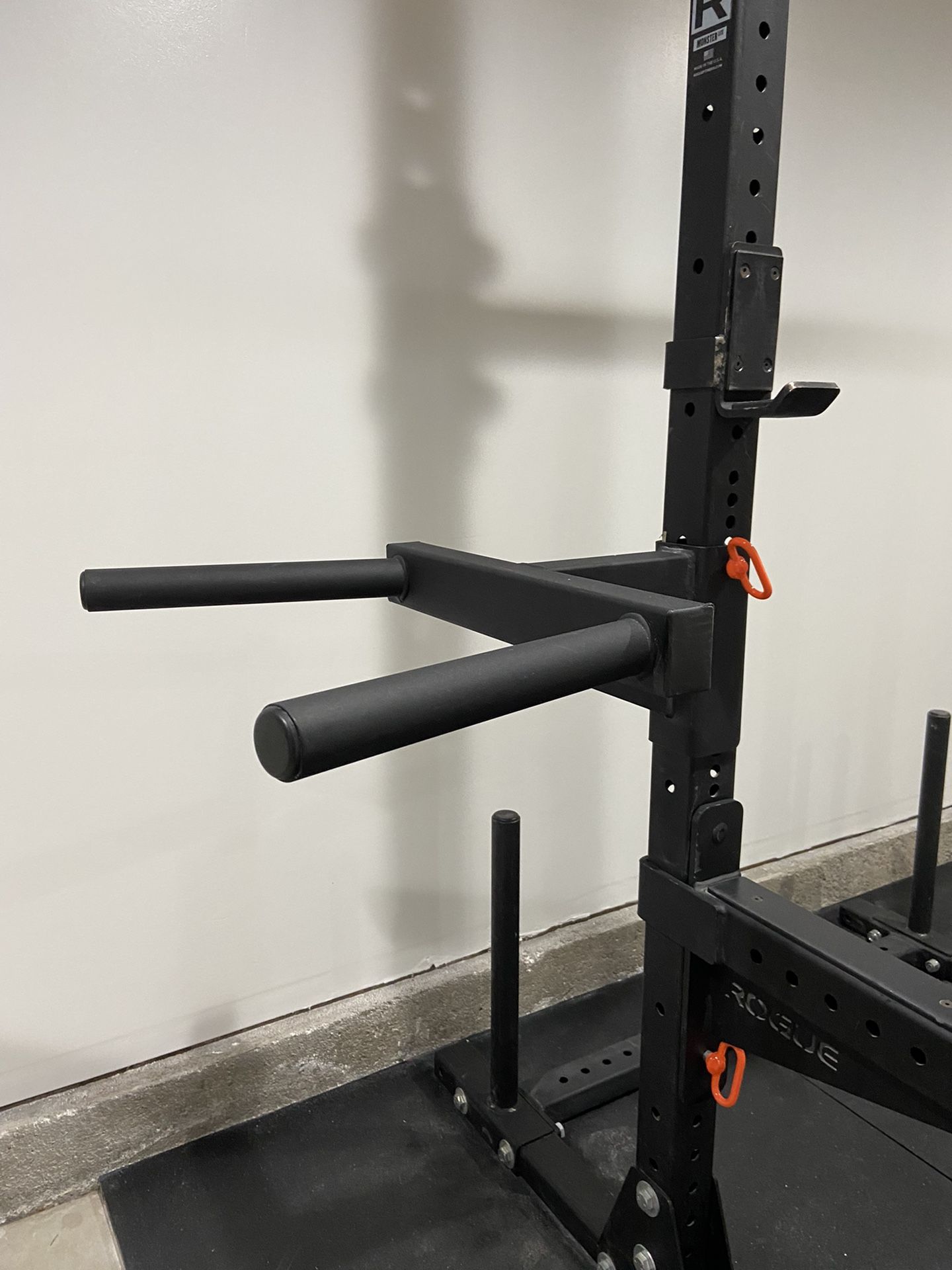 Rogue SML-2 Squat Rack for Sale in San Diego, CA - OfferUp