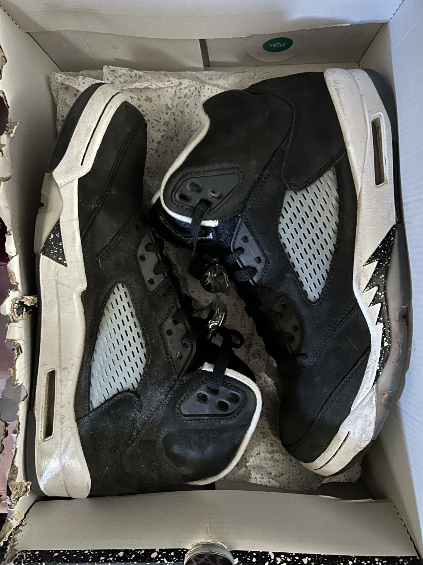Jordan 5 Retro Oreos for Sale in Riverside, CA - OfferUp