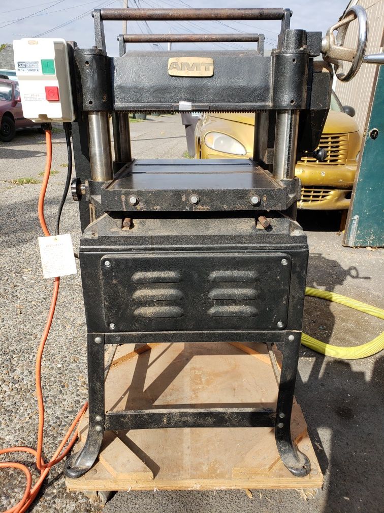 AMT 15" Wood Planer. Same as Jet, Grizzly etc. Great running heavy and ...