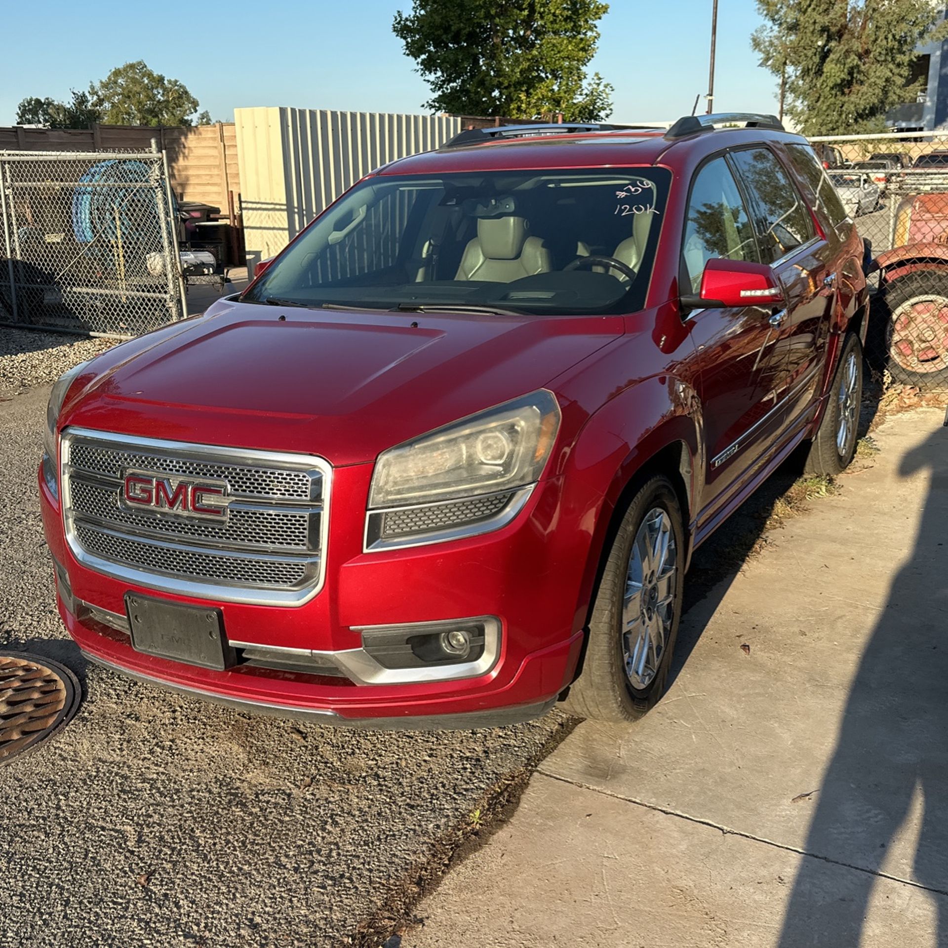 2014 GMC Acadia for Sale in Moreno Valley, CA - OfferUp