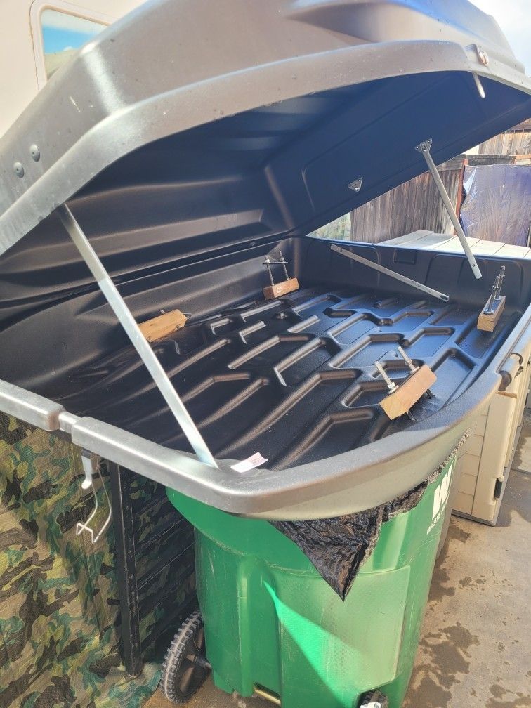 Large Cargo Box for Sale in Murrieta, CA - OfferUp