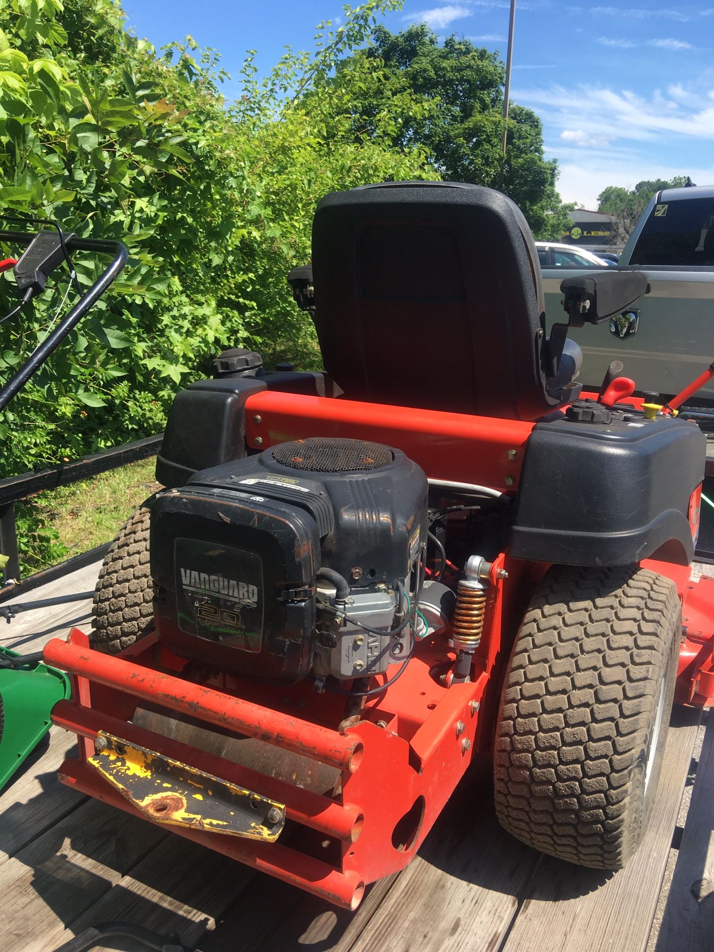 Simplicity Zero Turn 50 inch for Sale in Waldorf, MD - OfferUp