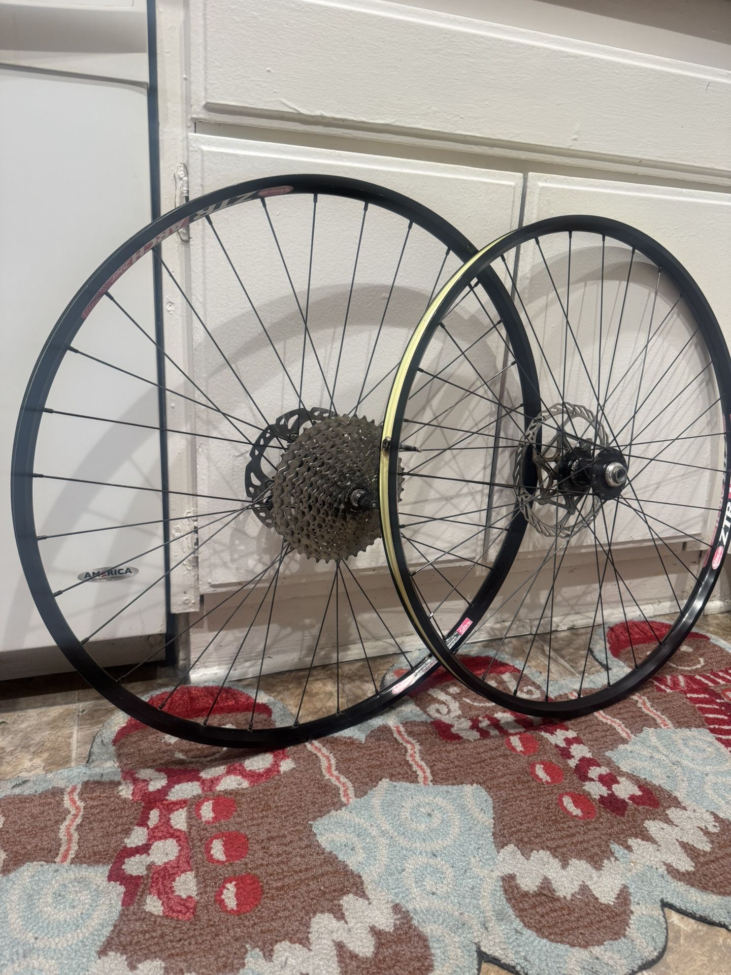 Stan’s No Tubes ZTR ARCH 29er MTB Wheel Set for Sale in Fullerton, CA ...