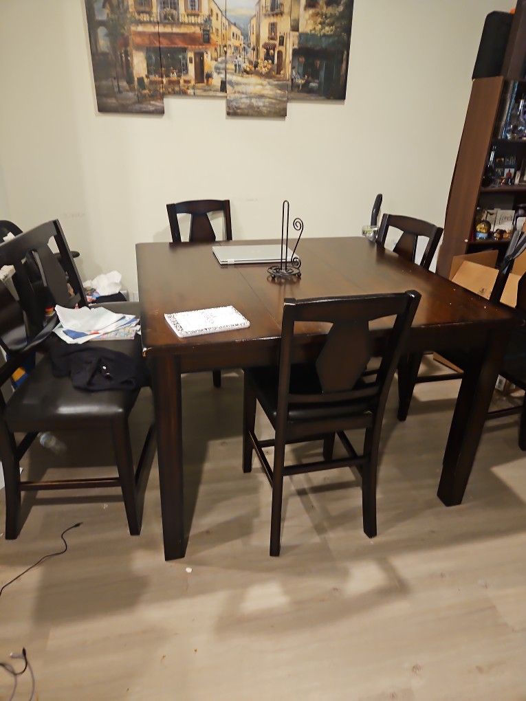 Table for Sale in Humble, TX - OfferUp