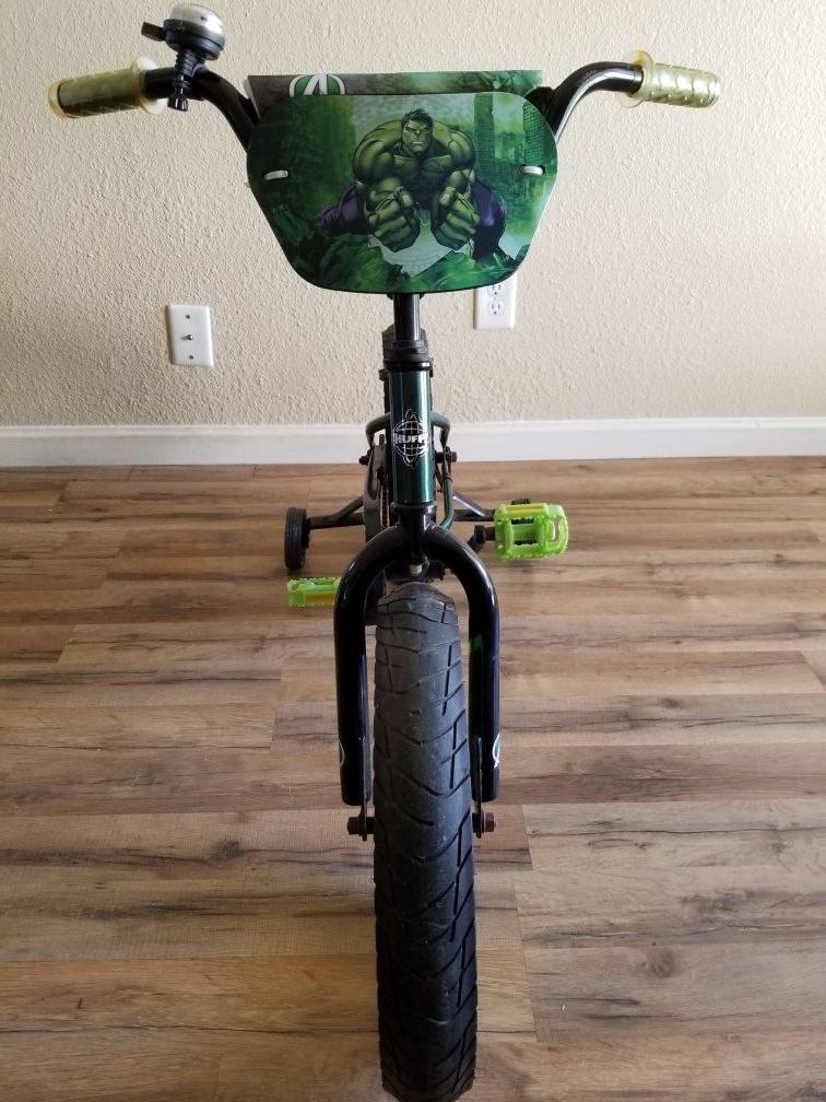 Huffy Incredible Hulk 16" Kid's Bike for Sale in Baytown, TX - OfferUp