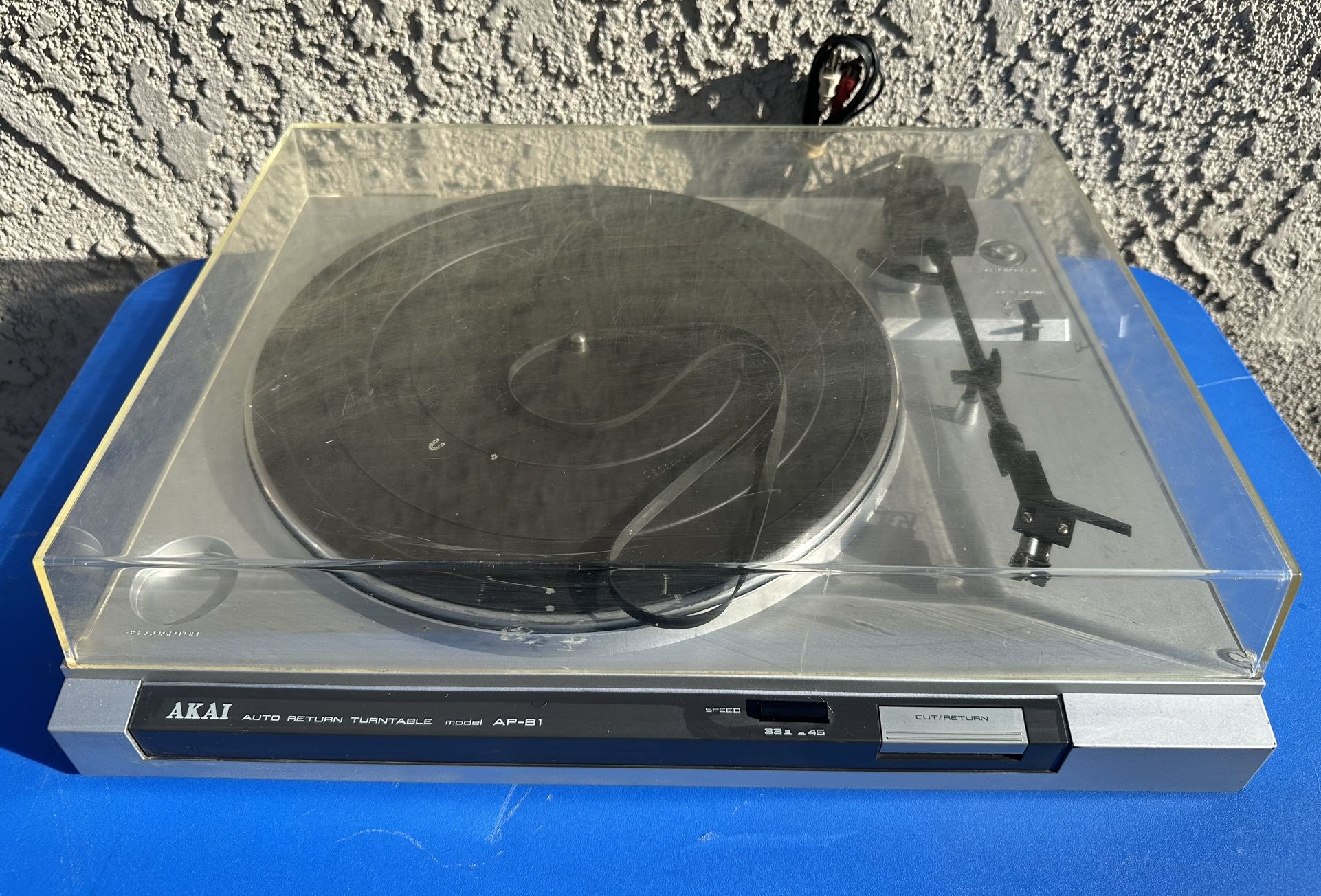 Akai AP-B1 Automatic Stereo Turntable.*NICE!* New Belt for Sale in ...