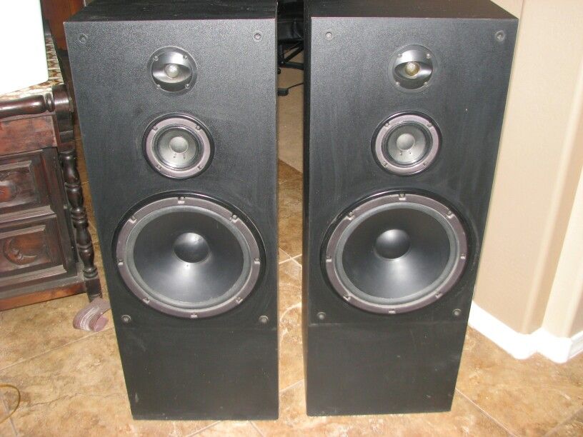 YAMAHA NS-A1237 floor speakers for Sale in Maricopa, AZ - OfferUp