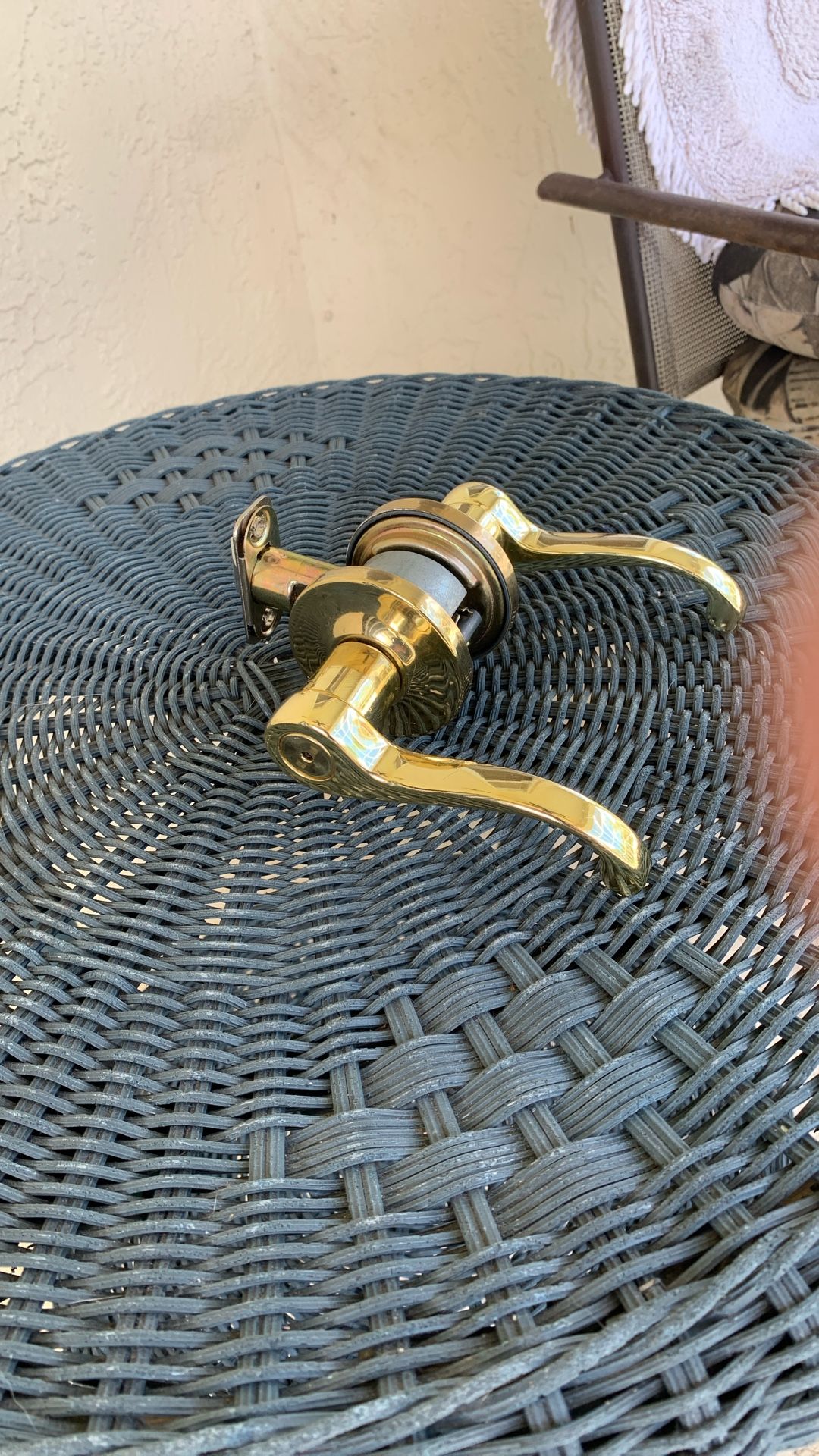 Schlage Lock Sets In Bright Brass for Sale in Vlg Wellingtn, FL - OfferUp