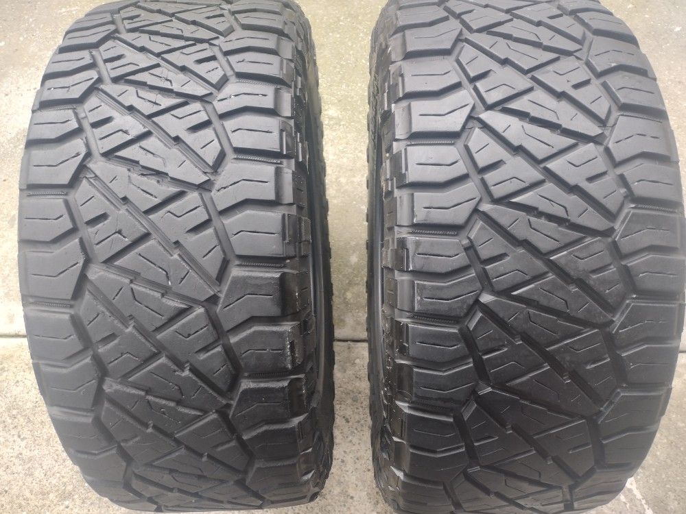 NITTO 295-55-R20 for Sale in Los Angeles, CA - OfferUp