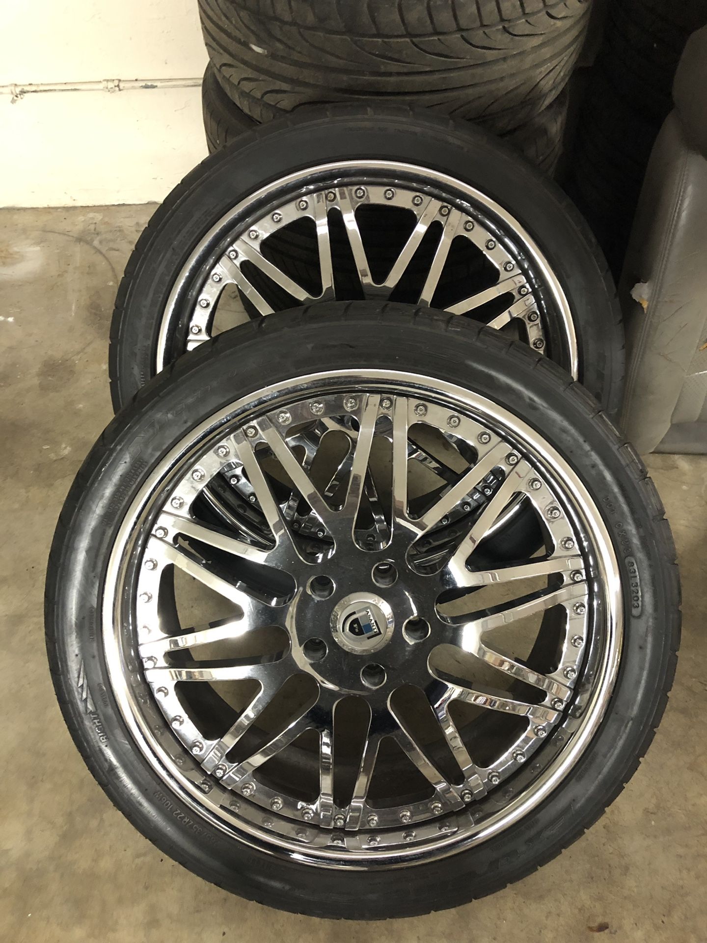 22 inch Asanti 3 piece wheels/Rims and tires!!! Set of 4... sell or ...