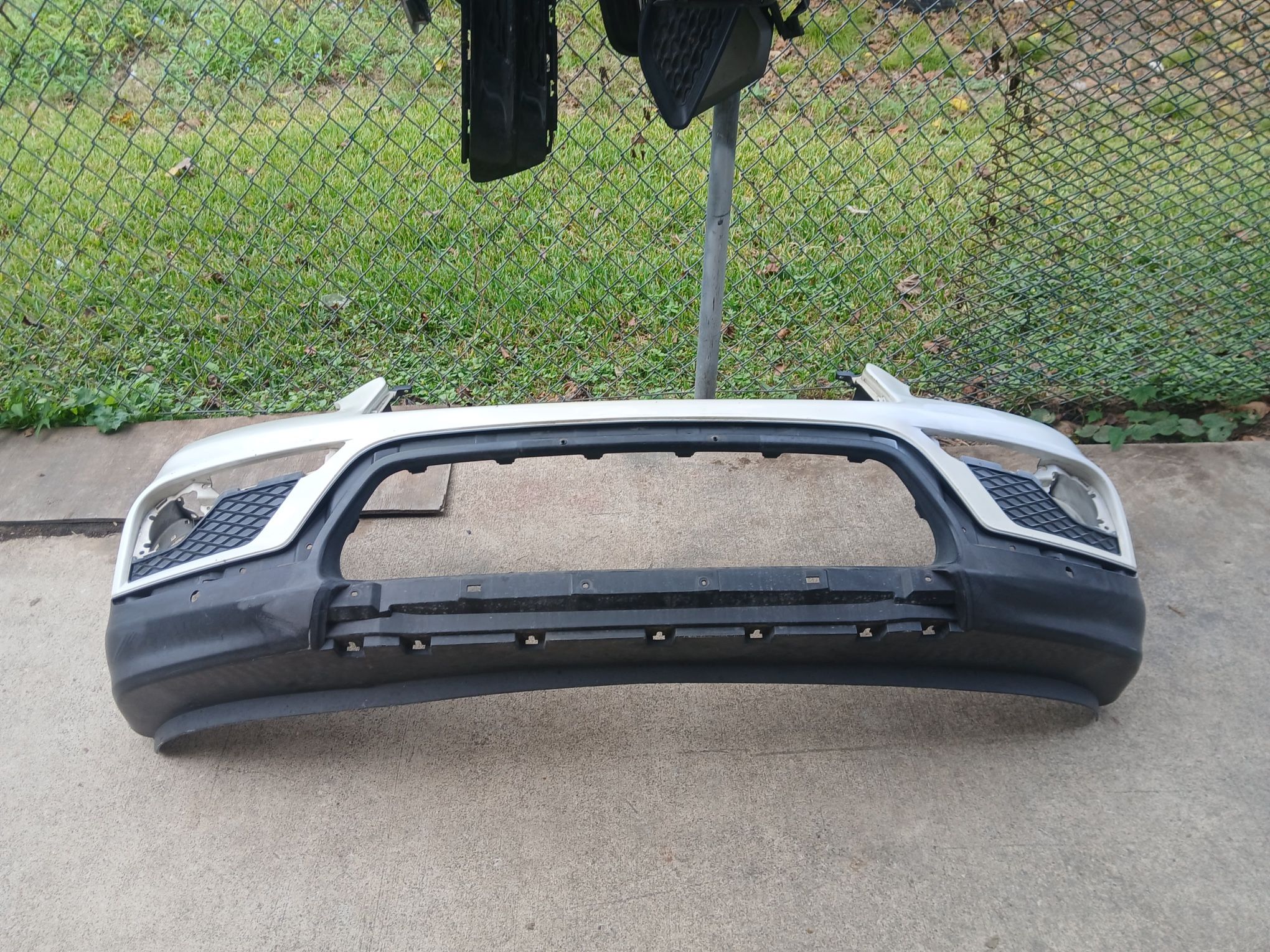 2016-2017 Infiniti QX50 Front Bumper Original for Sale in Houston, TX ...