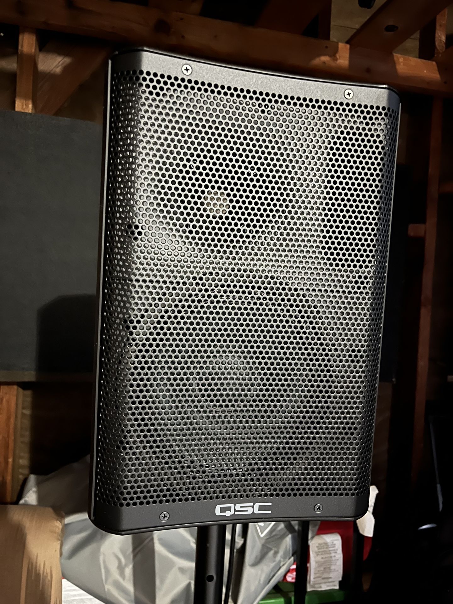 QSC CP8 PA Speaker for Sale in Pasadena, CA - OfferUp