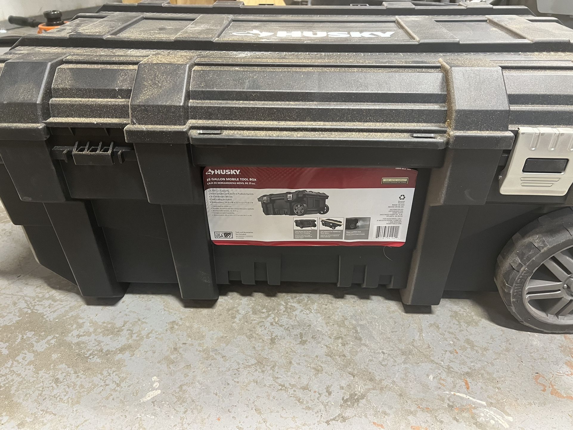 Husky 25 Gallon Mobile Toolbox for Sale in Scottsdale, AZ - OfferUp