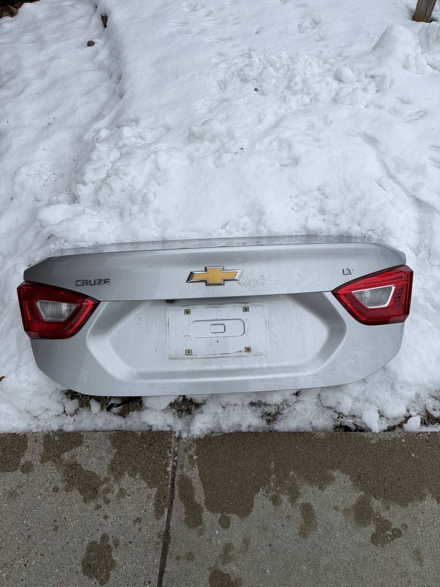Chevy Cruze Trunk for Sale in Livonia, MI - OfferUp