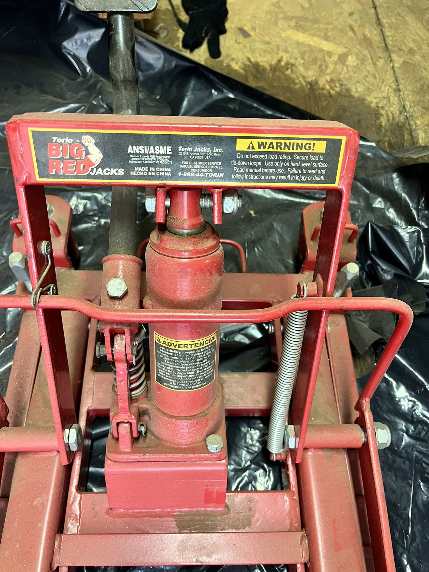 Torin Motorcycle Jack for Sale in Lake Elsinore, CA - OfferUp