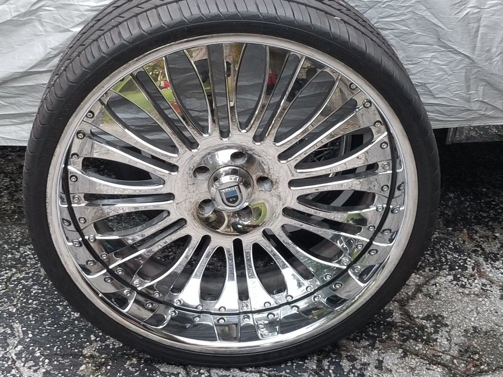 24" Ashanti Rims & Tires for Sale in Pompano Beach, FL - OfferUp