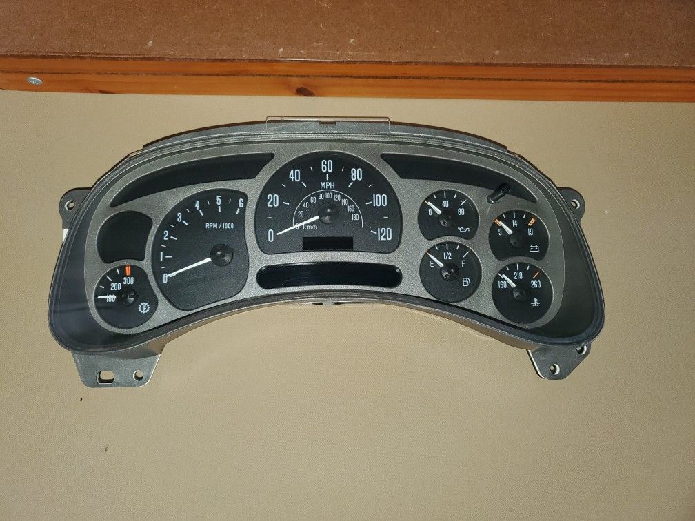 Cadillac Escalade Gauge Cluster Speedometer w/ Trans Temp Gauge 2003 ...