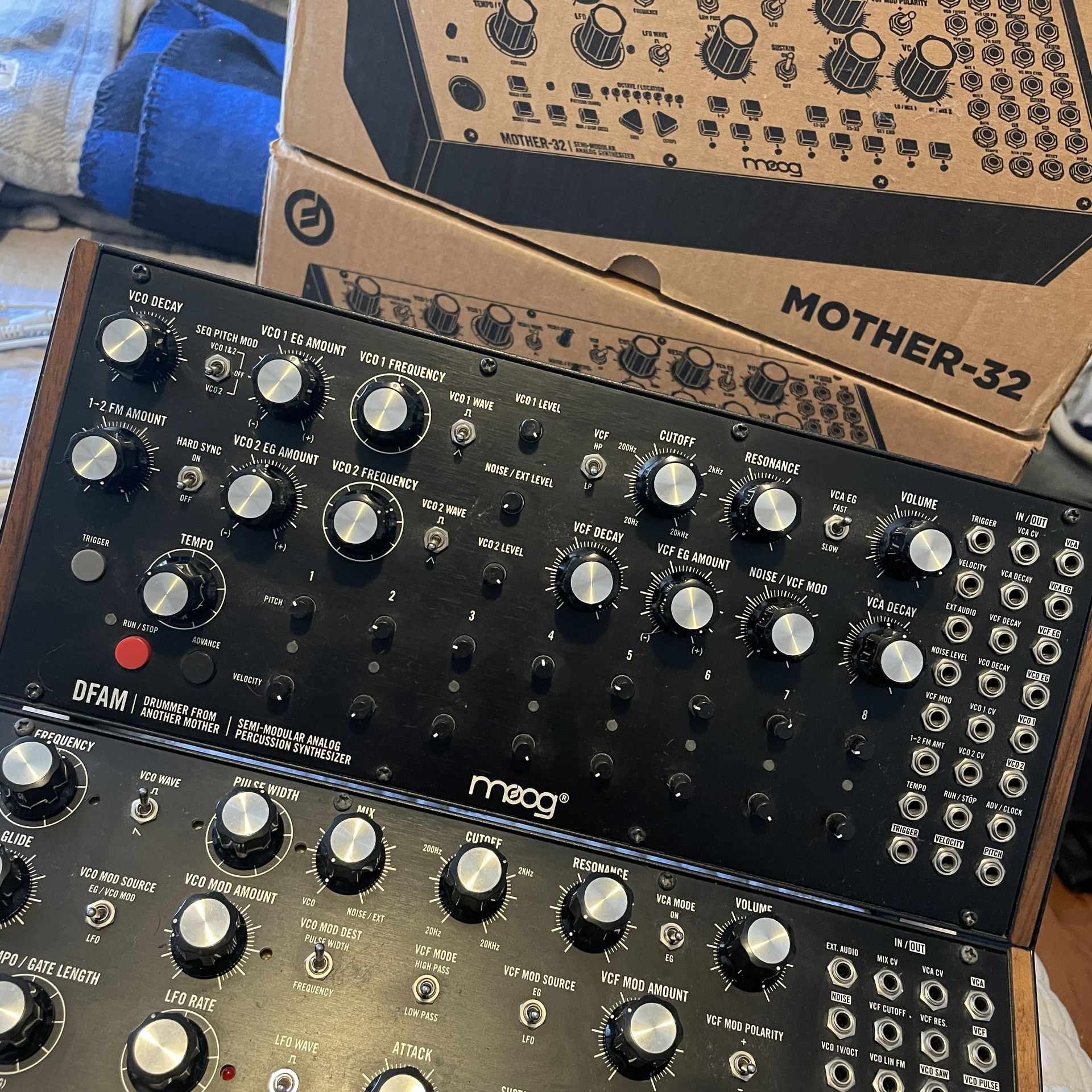 Moog DFAM + Mother 32 w 2 Tier Rack + Original Packaging for Sale in ...