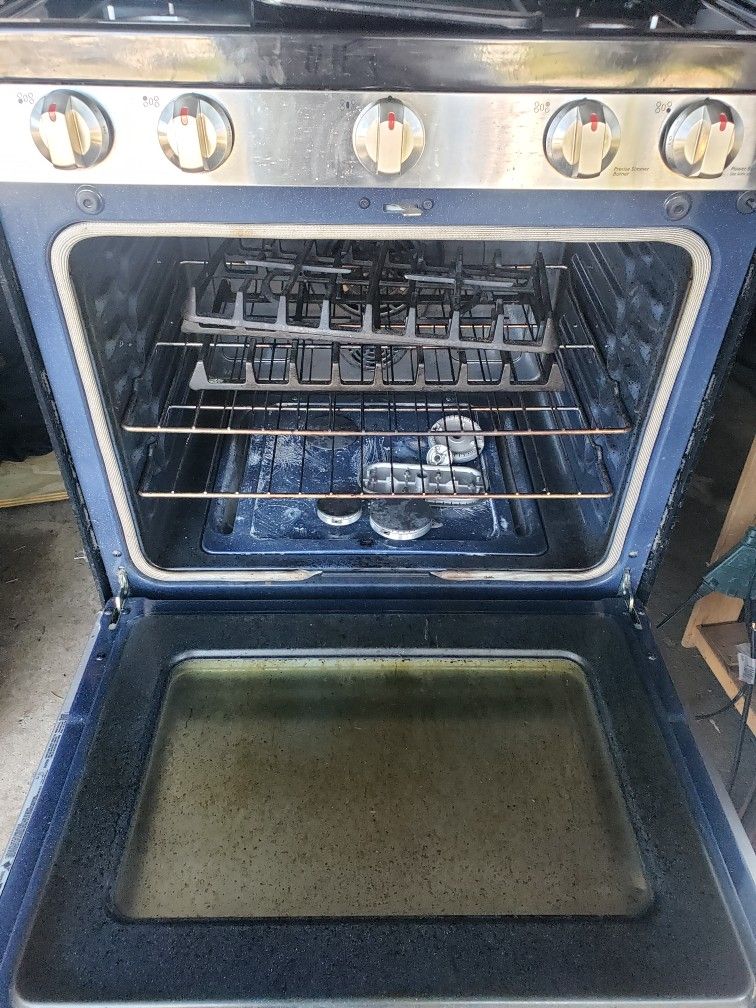 Samsung Gas 30 inch Oven Used for Sale in East Meadow, NY - OfferUp