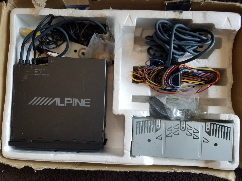 For sale or trade Alpine cva 1005 multimedia station for Sale in Long ...