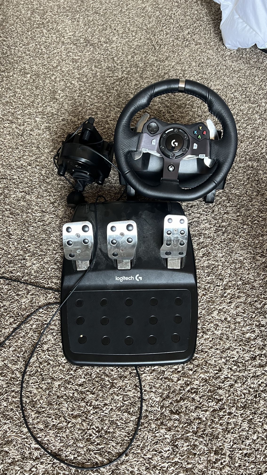 logitech wheel for pc/xbox for Sale in Santee, CA - OfferUp
