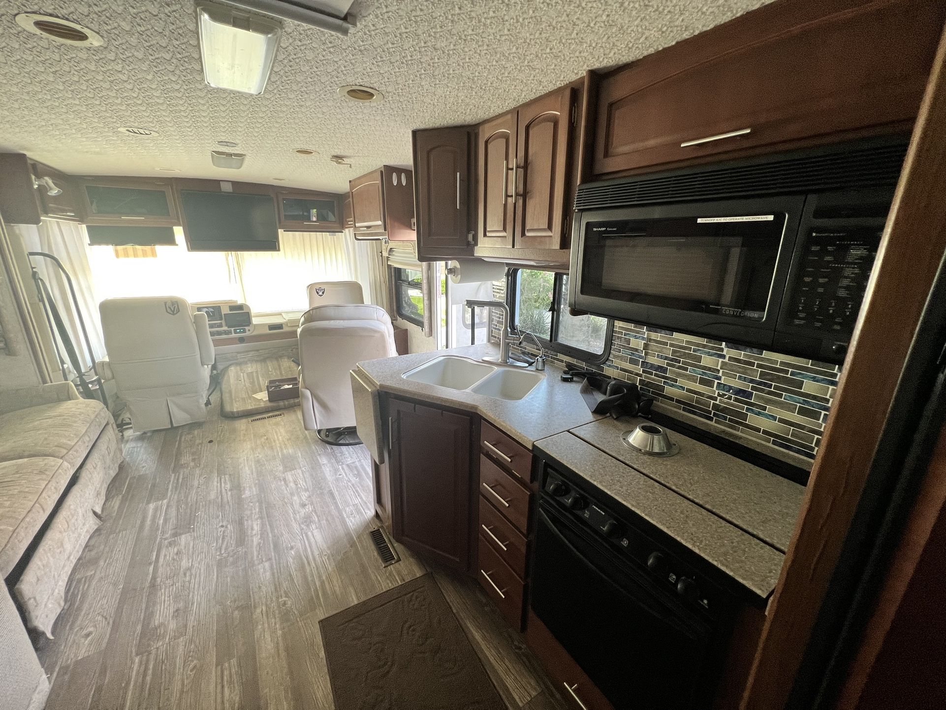 2004 Itasca Suncruiser Class A 33 Ft for Sale in Las Vegas, NV - OfferUp