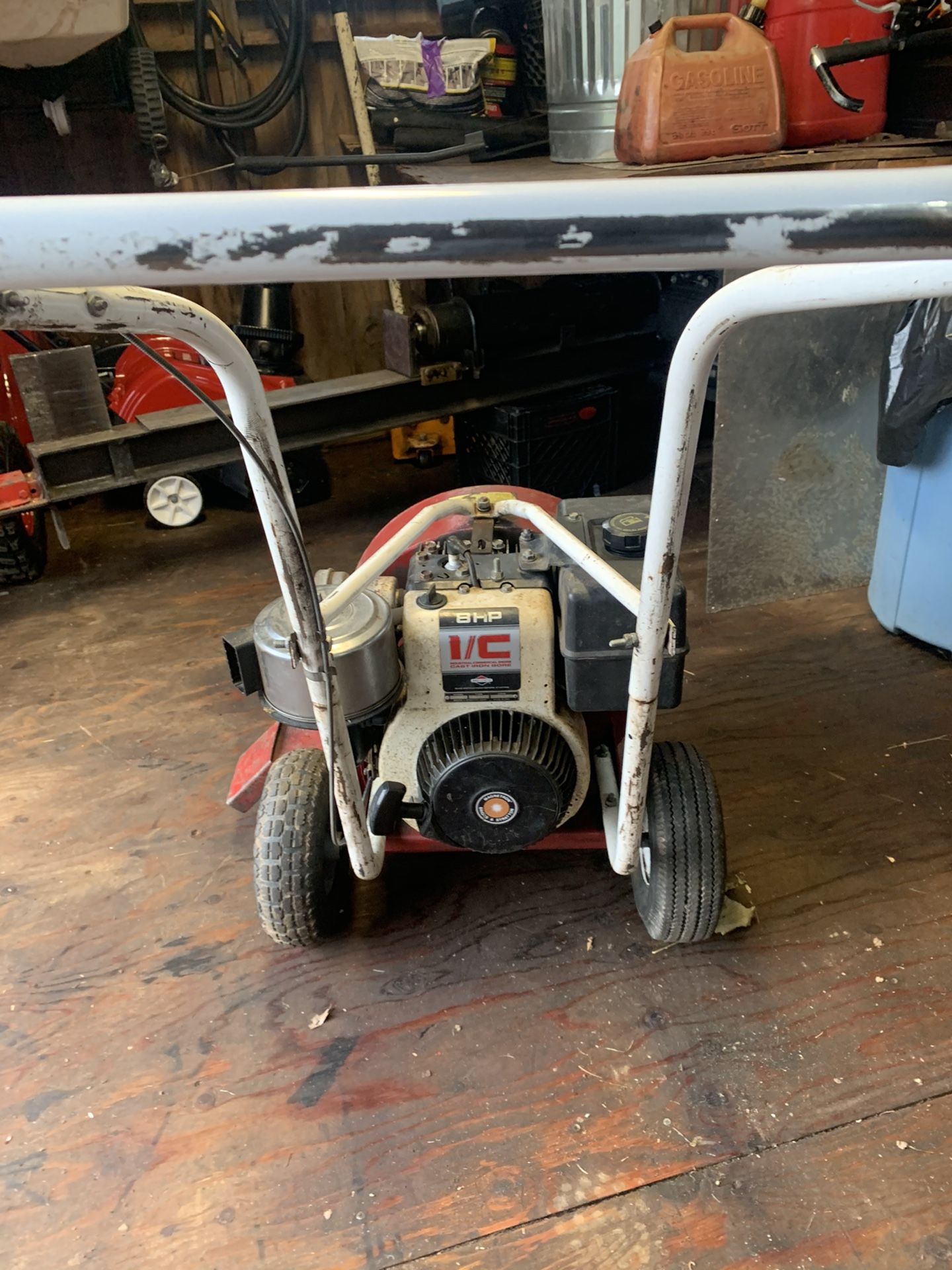 Giant Vac leaf blower for Sale in Cheshire, CT - OfferUp