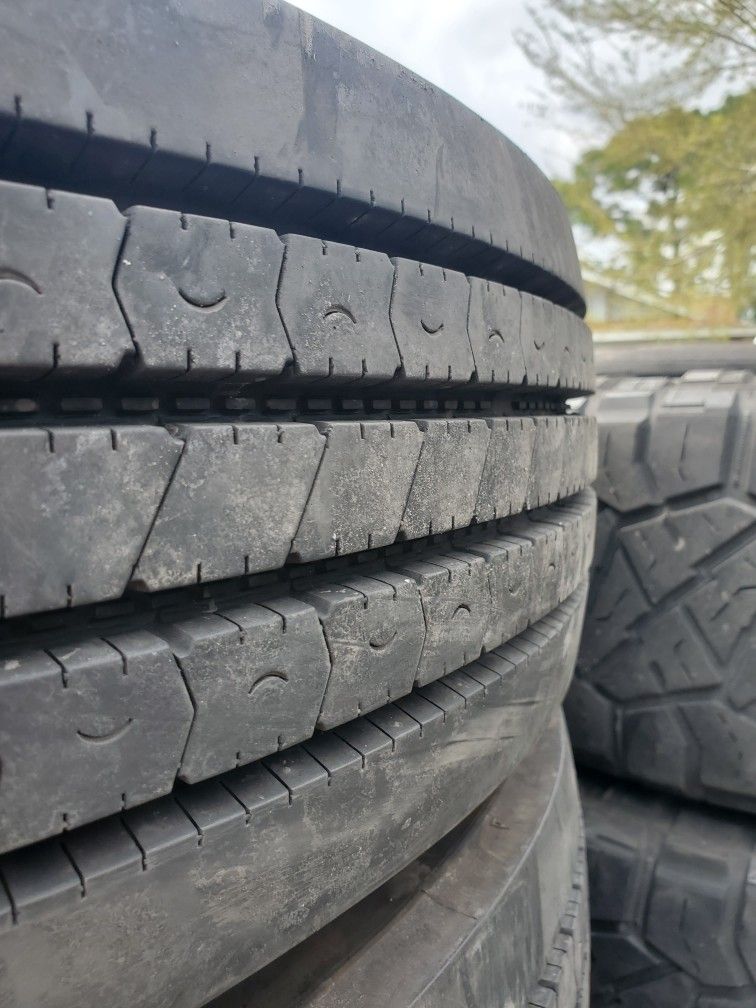 (6) 245/75r22.5 Sumitomo Tires 245 75 22.5 R.V. MOTORHOME for Sale in ...