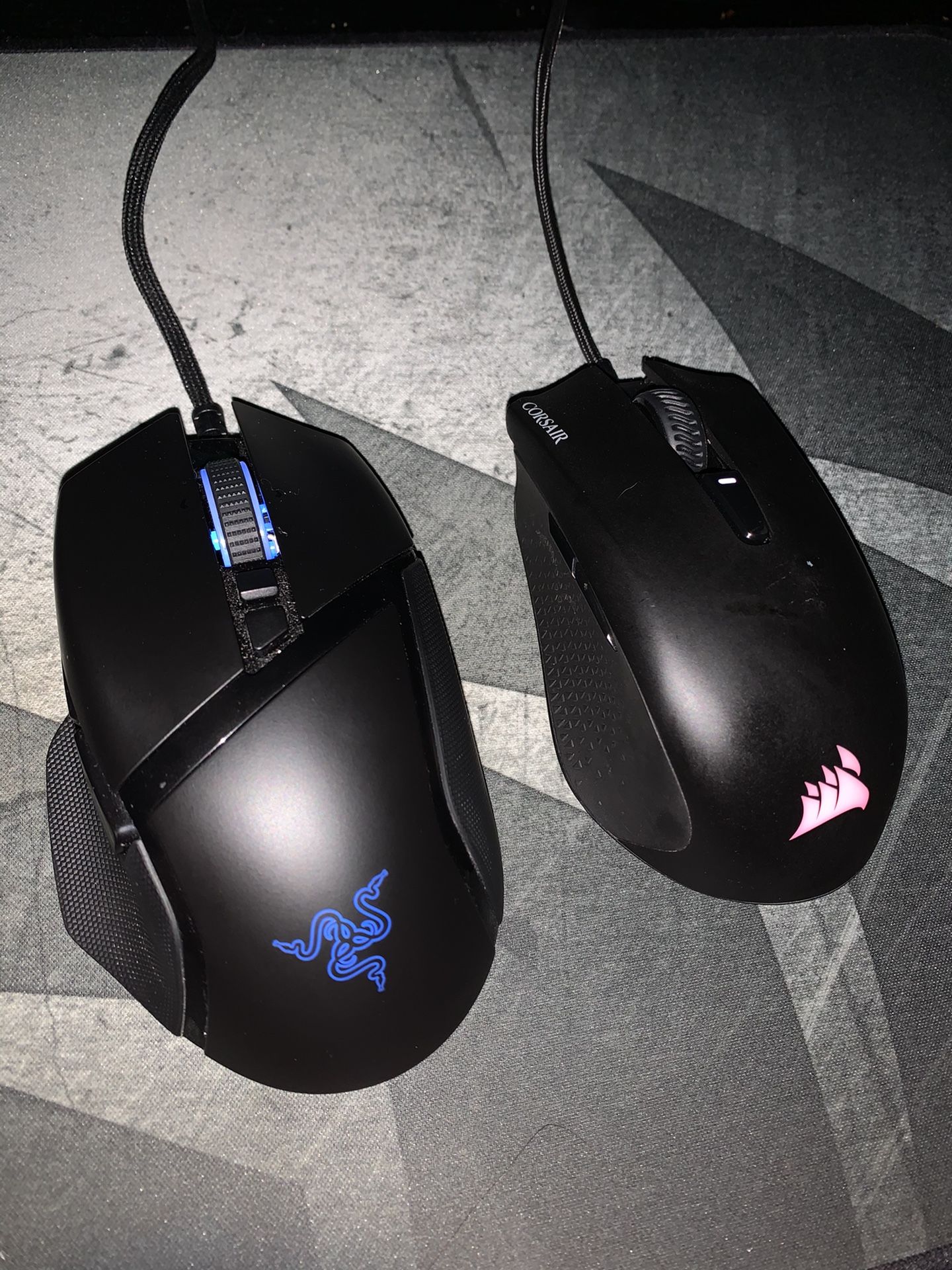Razer Basilisk Ultimate(Broken Button 5, Top Side Button) & CORSAIR ...